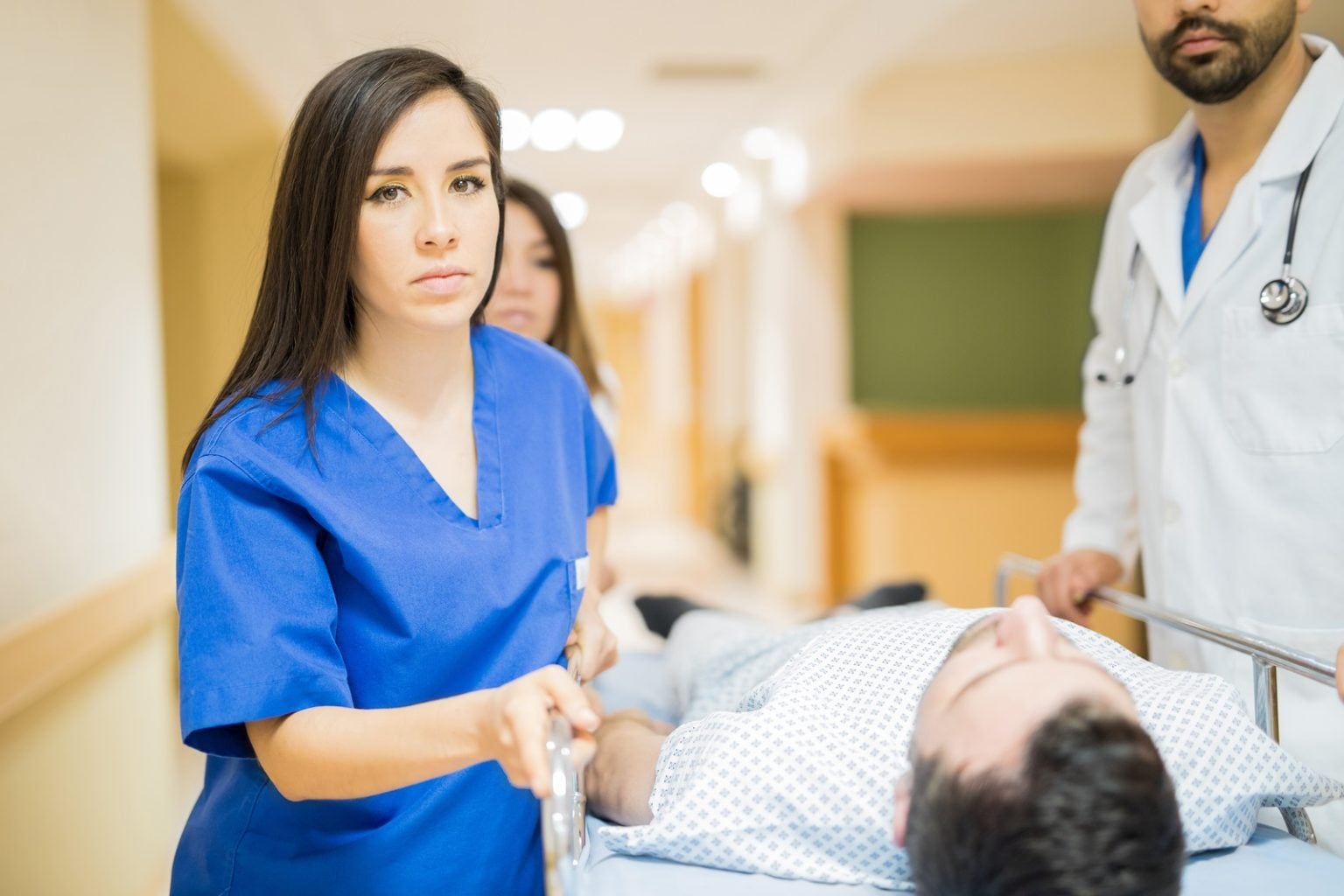 How to Become a Trauma Nurse - Schooling & Salary